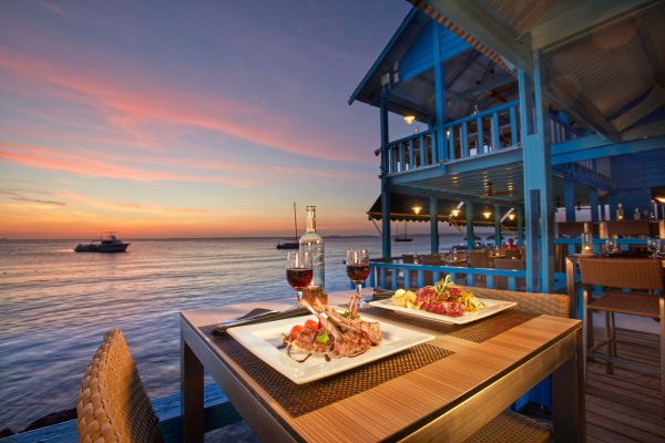 Snorkeling & Lunch At The Rock Restaurant - Sunset Africa Safari